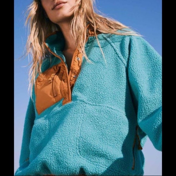 Free People | Tops | Free People Hit The Slopes Colorblock Pullover ...